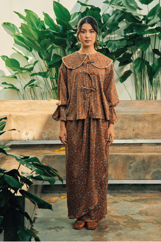 suria-ribbon-kurung-in-deep-ochre