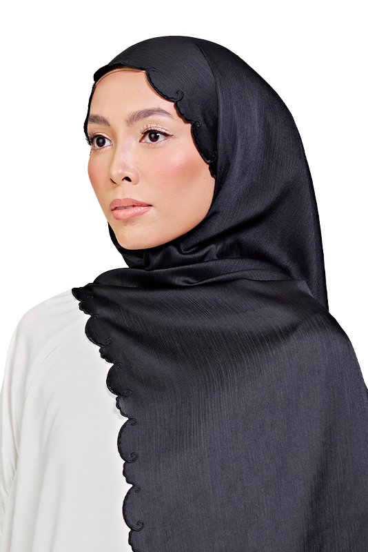 Sulam Melor Scarf in Jet Black